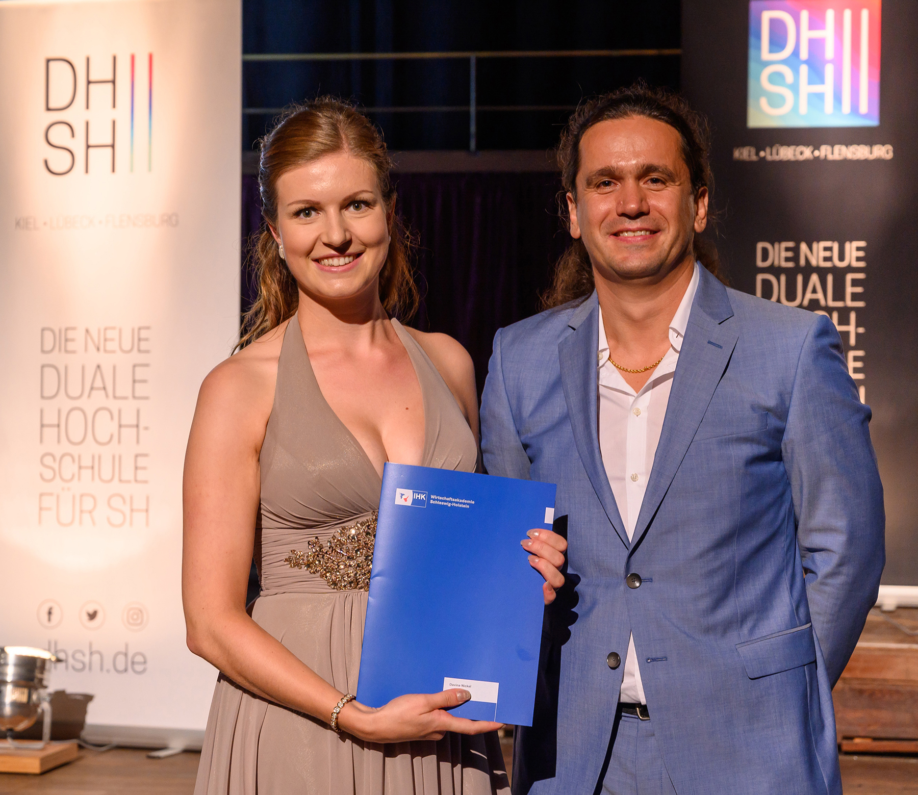 Erste Absolventen der Dualen Hochschule Schleswig-Holstein ...